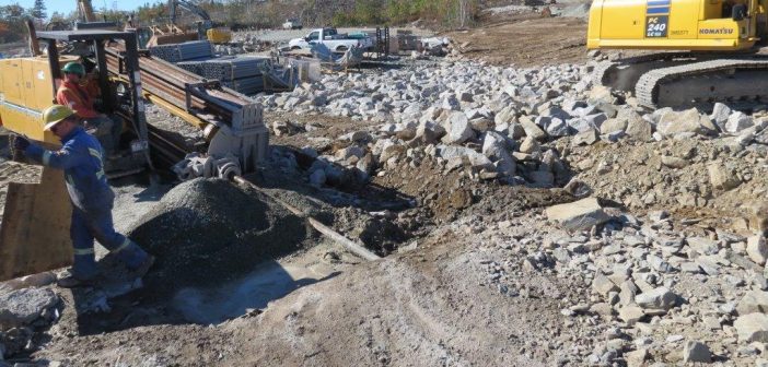 HDD Tooling Product Profile: Mincon HDD Air Hammer System - Trenchless ...