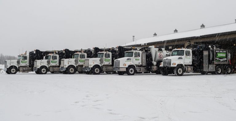Hydrovac Operators Working During a Global Pandemic