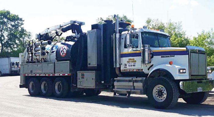 Hydrovac Operators Working During a Global Pandemic