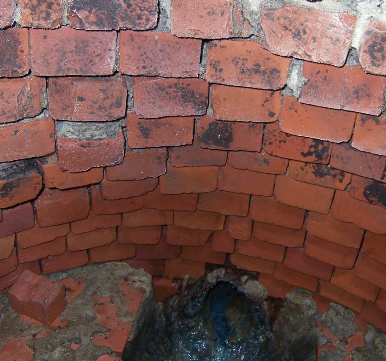 How to Properly Rehab a Manhole | Trenchless Technology