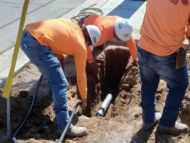 Pneumatic Piercing Tools Are Central to Fibertel Communications