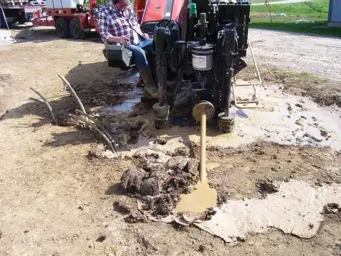 Drilling Fluid – The First Step of Solids Control — Trenchless Technology